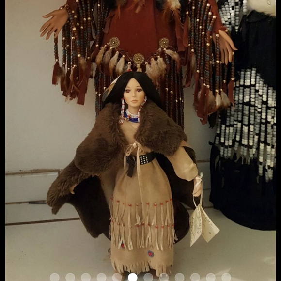 The Hamilton Collection | Other | Pine Leaf Native American Le ...